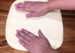 Irresistible Logan's Roadhouse Rolls: Easy Copycat Recipe for Soft ...